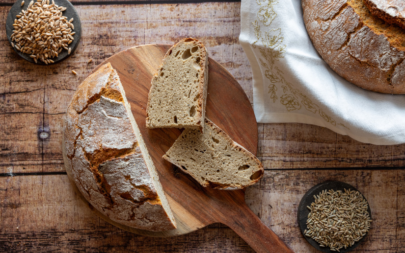 Einfaches Dinkel-Roggen Brot | Gusseisentopf - Backen mit Christina